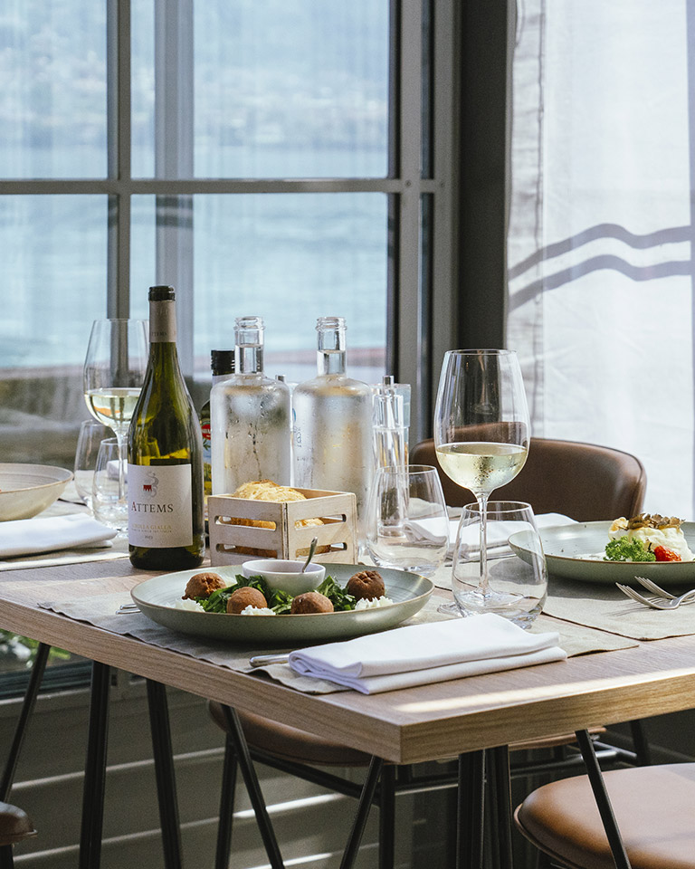 Scopri il menu del Ristorante Al Molo 5 - Vassena, Lago di Como